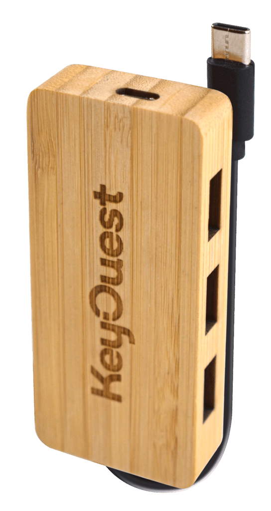 Hub en bambou 4 ports – câble USB C intégré - KeyOuest